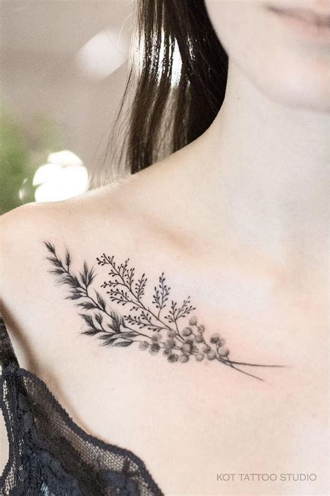 Тату для девушек Интересные идеи небольших тату с цветами Татуировки для девушек на ключице