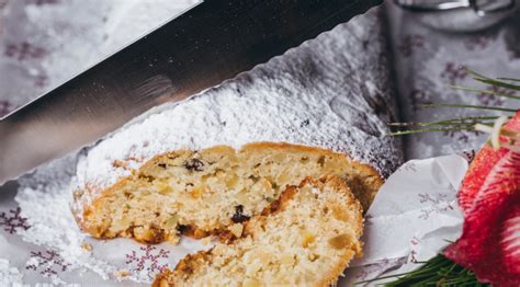 Simple Marzipan Quark Stollen