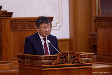 Монгол Улсын Үндсэн хуулийн цэцийн гишүүдийг томилж чөлөөллөө