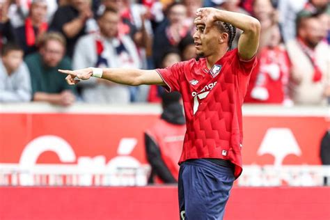 Il Ne Parle Pas Beaucoup Mais Il Travaille Et A Une Grosse Force De