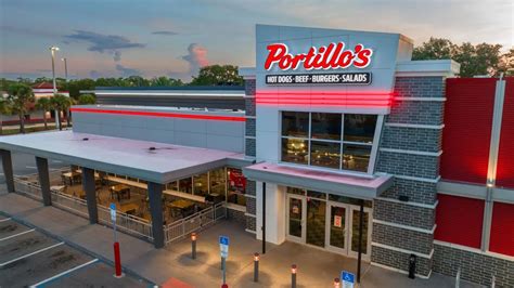 Portillos Launches Loyalty Without An App Restaurant Dive