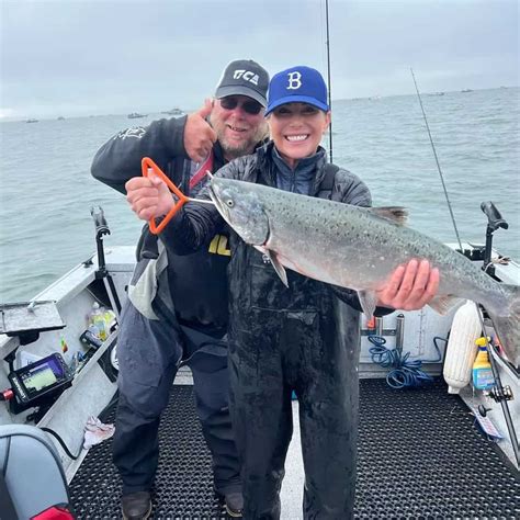 Fishing In Astoria Oregon Complete Anglers Guide Best Fishing In America