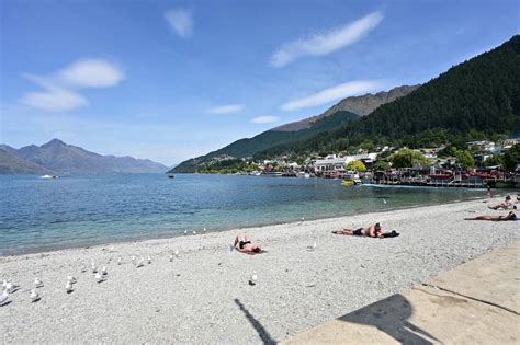 Queenstown Bay Beach Queenstown What To Expect Timings Tips