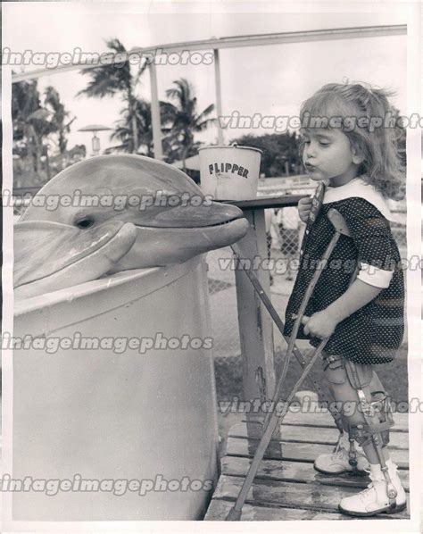 Pictures Of Lori Wagner