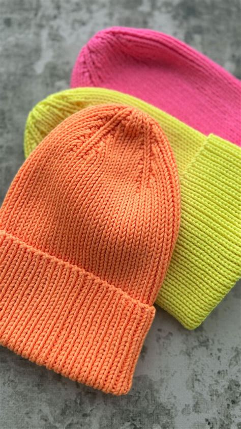 шапка меринос в 2024 г Схемы вязания шапок Шаблоны вязаных шляп Схемы вязания