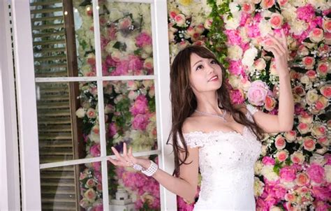 Wallpaper Girl Flowers Face Smile Background Hair Dress For