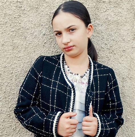 ეძღვნებაა ჩემს მონატრებულ ძმებს ️ ️ ️🤗🤗გუჩი დაჩი მიყვარხაართ ️ ️ ანანო ჯობავა Facebook