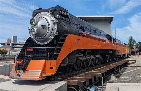 Oregon Rail Heritage Center Casago Willamette Valley