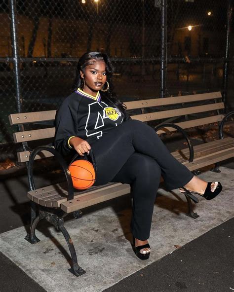 Scar Lips Feet Scar Lips Feet