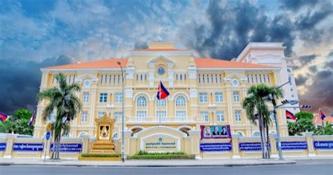 ក្រសួងប្រៃសណីយ៍ ប្រកាសចំណាត់ការលើប្រតិបត្តិករផ្តល់សេវាទូរសព្ទចល័ត ដែលលក់ និងចែកចាយស៊ីមកាត