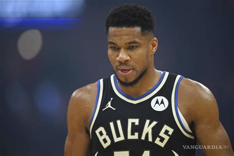 ¿se Va De Los Bucks Giannis Antetokounmpo Negocia Con Los Bucks De Milwaukee