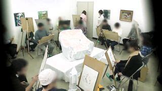 日本AV デッサンモデル募集で集まった一般女性が合體ヌードモデル體験
