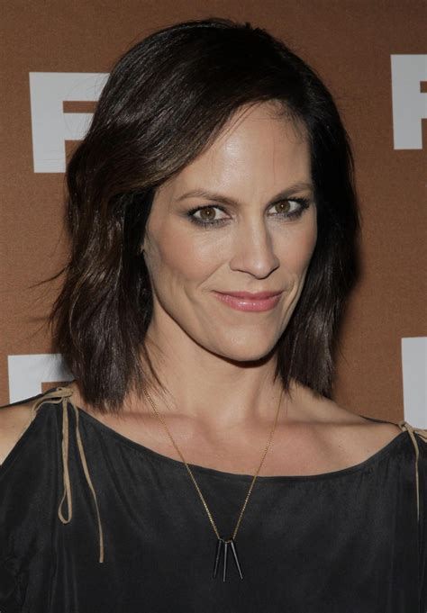 The Bridge Actress Annabeth Gish Joins Cast Of Sons Of Anarchy