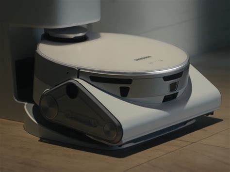 Samsung JetBot AI+ robotic vacuum features AI-based sensors and ...