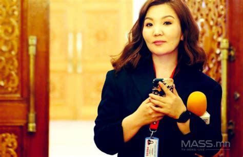 Сэтгүүлч Н Өнөрцэцэгт холбогдох шүүх хурлыг энэ сарын 18 хүртэл хойшлууллаа