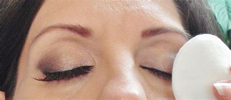 Olive Oil As Eye Makeup Remover