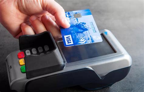 Hackers μπορούν υποκλέψουν ανέπαφα μεγαλύτερο ποσό από κάρτες Visa Techbloggr