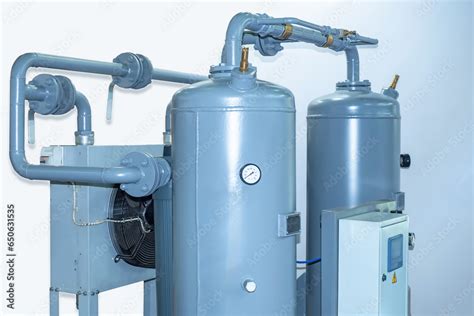 Foto De Industrial Conditioning System Tanks With Nitrogen Near