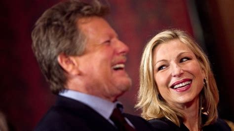 Tatum Oneal Posts Moving Tribute To Dad Ryan Oneal Hes In Heaven Now