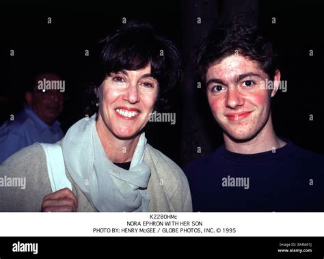 Jan 1 2011 K2280hmc Nora Ephron With Her Son Henry Mcgee 1995