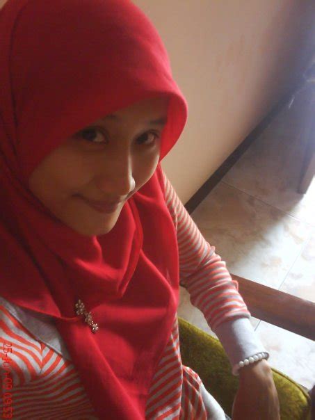 Akhwat Berjilbab Ikhwan Sedjati