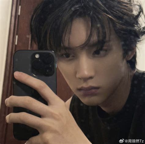 [잡담] 내 덕질 레이더망에 들어온 중국 남자 배우 1명을 소개할게 인스티즈 Instiz 드영배 카테고리