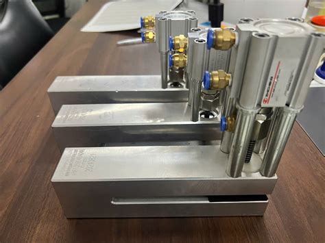 Bộ đục lỗ túi nhựa Gia Lực Tech