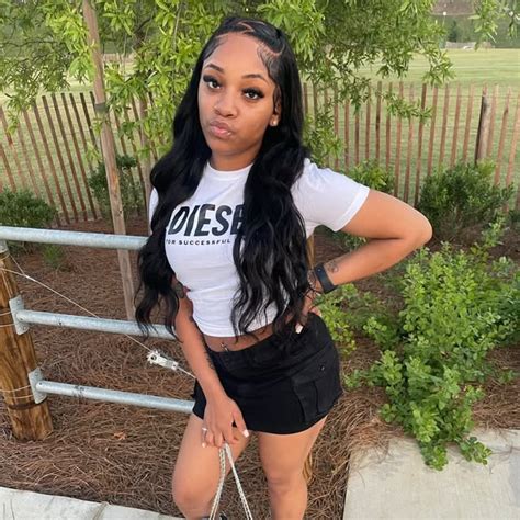 Maddie Bell 💰 Thaadoll Maddie • Threads Say More