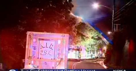 2 Firefighters Injured In Dravosburg Vacant House Blaze Cbs Pittsburgh