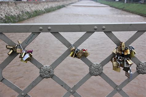 Foto Eiffelov Most Postaje Most Ljubavi Sarajevski Ba