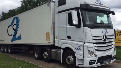 Class 1 Lorry Reversing In Tight Spaces Youtube