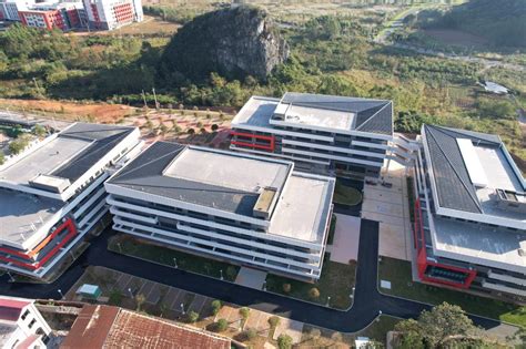 新校区扩建项目实训中心 楼 年 月份建设进度简报 桂林航天工业学院基建处