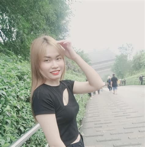 Bii Bướng