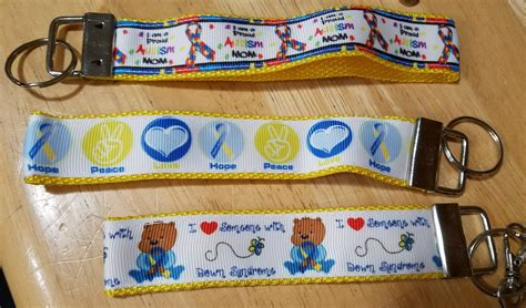 DS Autism Dual Diagnosis Key Fob SpinningLeft