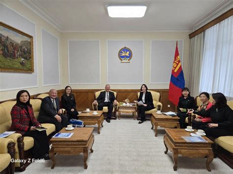 Нийгмийн Түншлэлийн Сүлжээ ТББ ын зөвлөх удирдлагуудтай уулзлаа