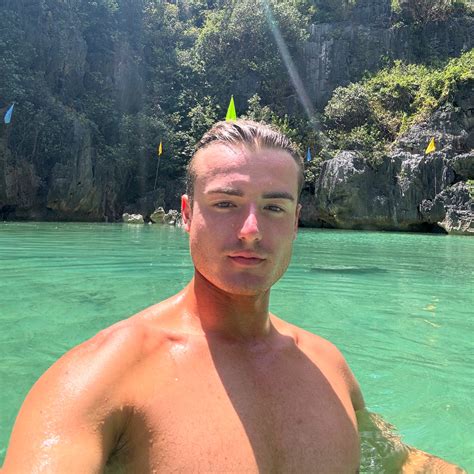 Lochie Carey Lochie Carey • Instagram Photos And Videos