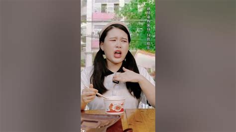 不同年代吃刮凉粉，刮凉粉真的是小时候的夏日首选美食！ Youtube