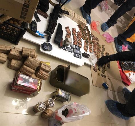 У помешканні стрілка який убив поліціянтку в Чернівцях знайшли склад зброї Шпальта