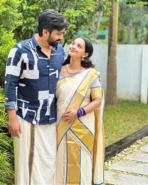 malavika krishnadas wiki biography age gallery spouse and more