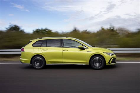 Volkswagen Golf Estate Review Car Review Rac Drive