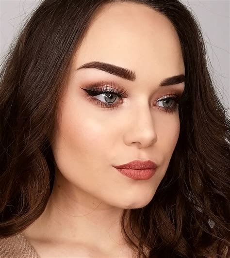 Nude Es Geht Doch Nichts über Einen Full Face Glam Look Mit Natürlichen
