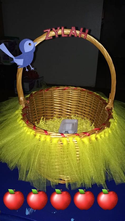 Diy Snow White Basket Snow White Birthday Snow White Crafts Snow