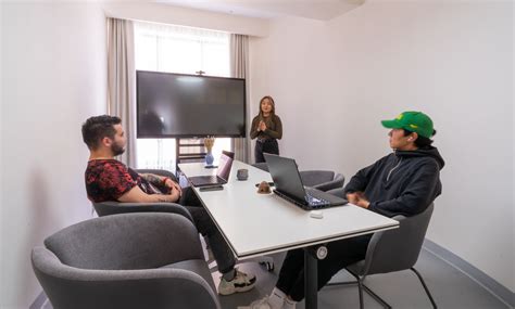 Хостел Ololoyurt Бишкек Официальный сайт новый креативный хаб