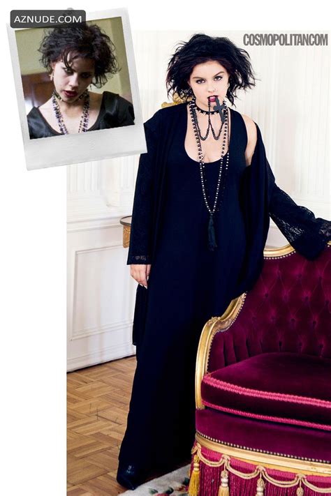 Ariel Winter Cleavage In Cosmopolitan Photoshoot Aznude