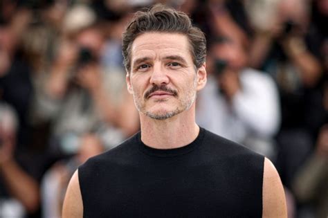 I Am An Immigrant Pedro Pascal Delicately Addresses Us Deportations