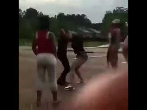 Ratchet City Girls Fighting Pt.1 - YouTube