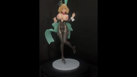 Figure Freeing Shopia F Shirring