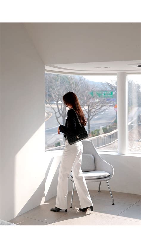 푸딘 기모 브이넥 스판 티셔츠