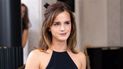 Emma Watsons Favorite Books Are The Empathetic Reading List We Needed