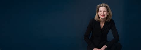 Lynn J Loacker People Davis Wright Tremaine